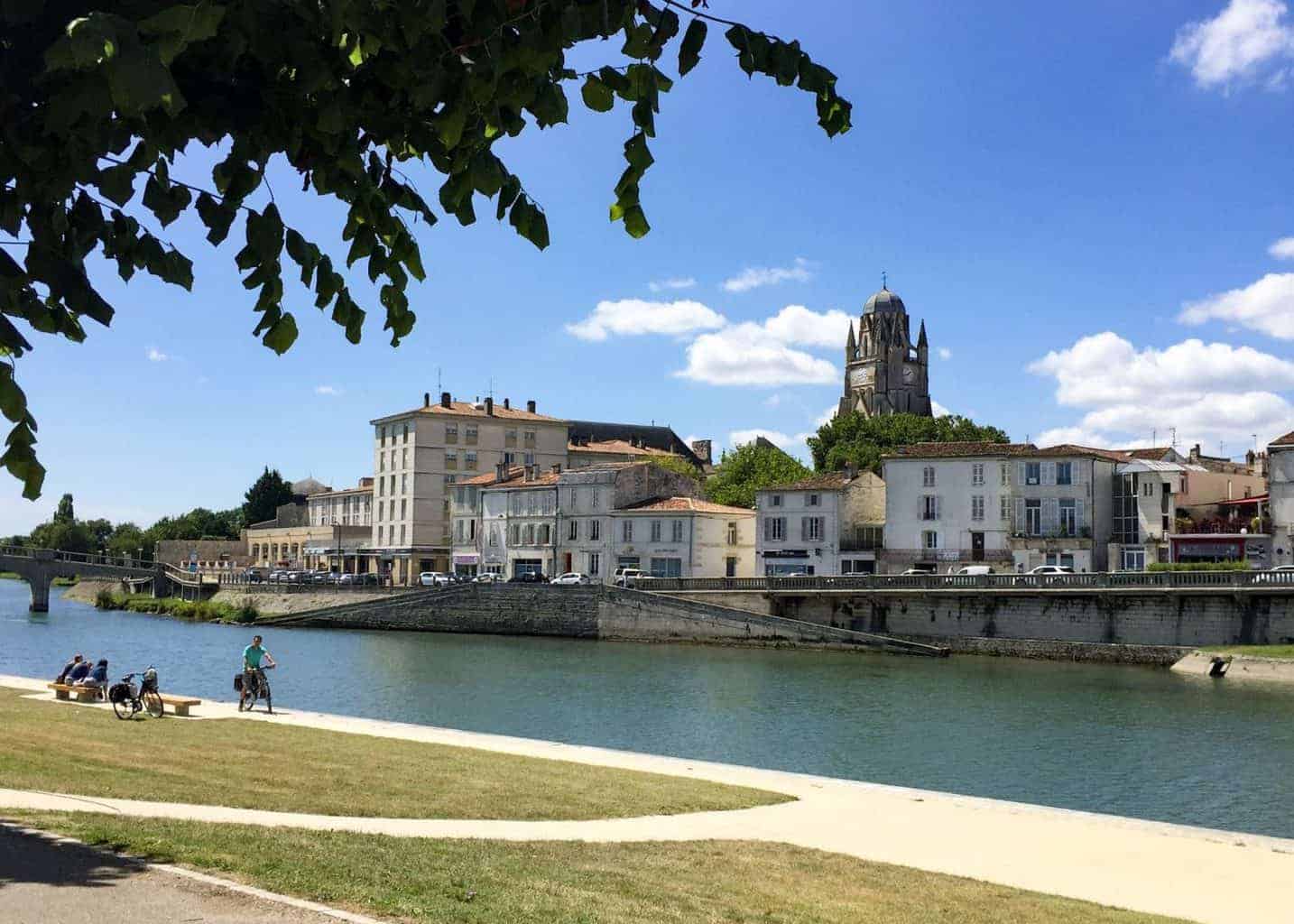 Is Saintes the Perfect French Town? | Le Long Weekend
