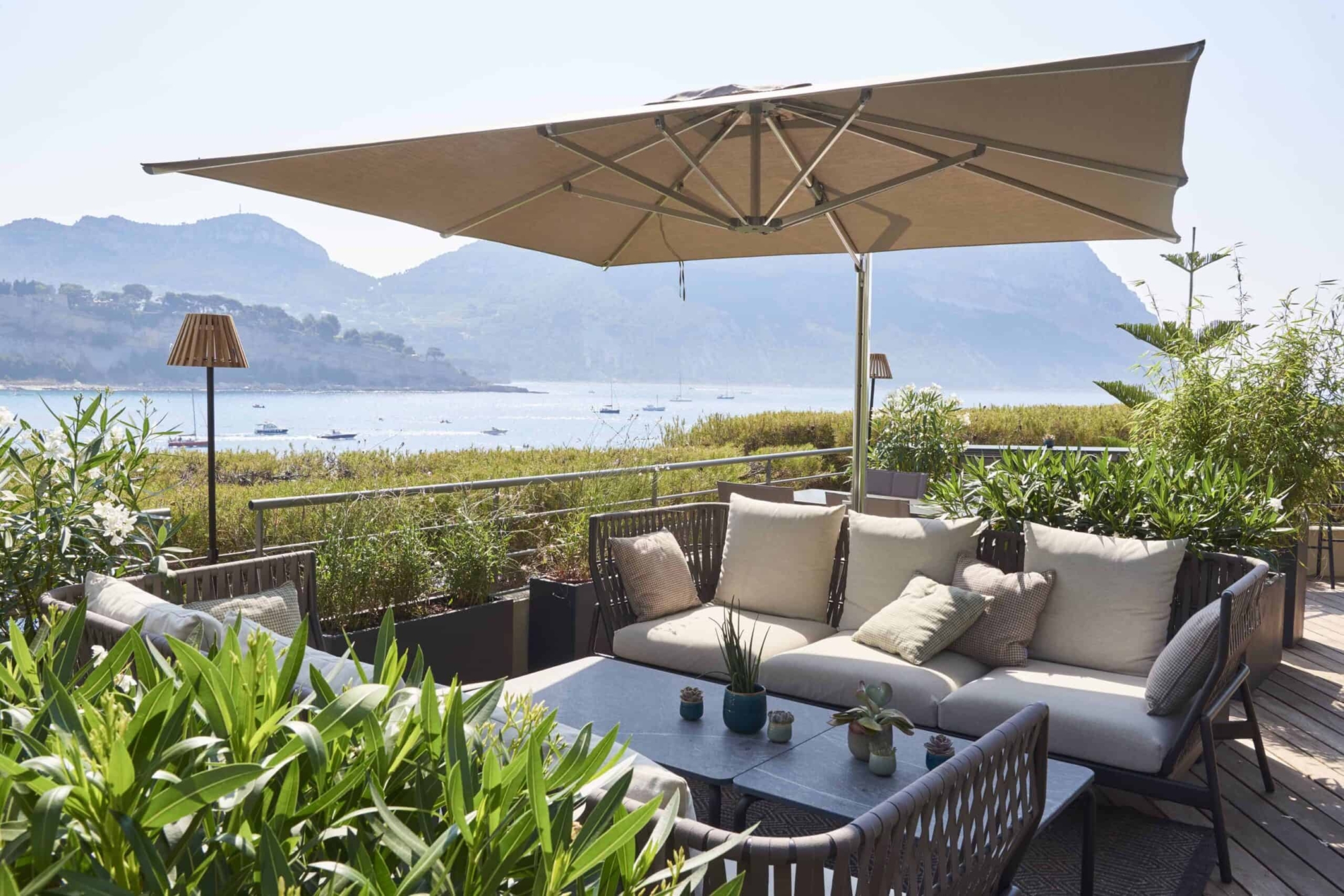 Les Roches Blanches - 5* Hotel in Cassis - Le Long Weekend