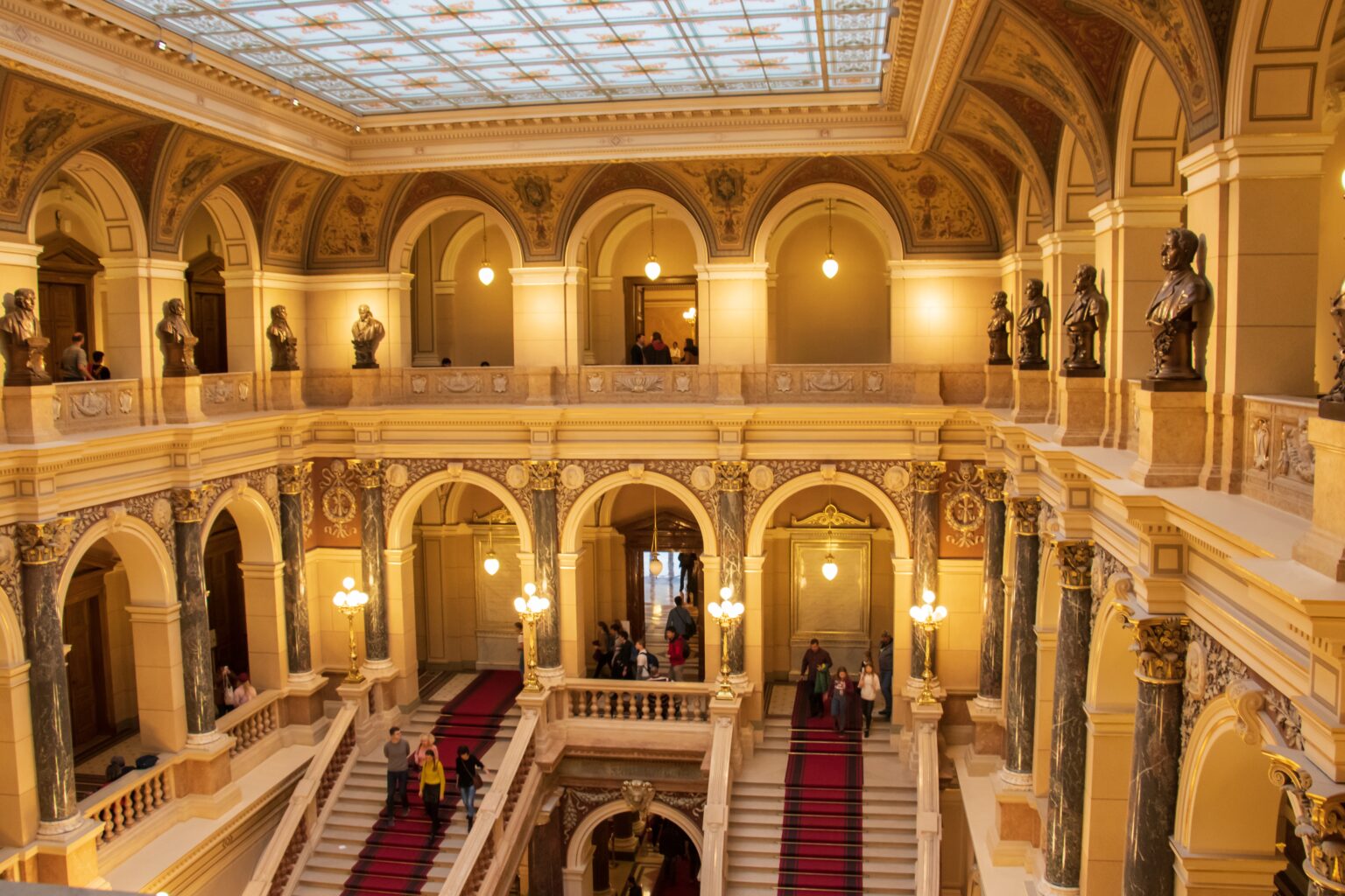 A Guide to Visiting Prague in Winter - Le Long Weekend