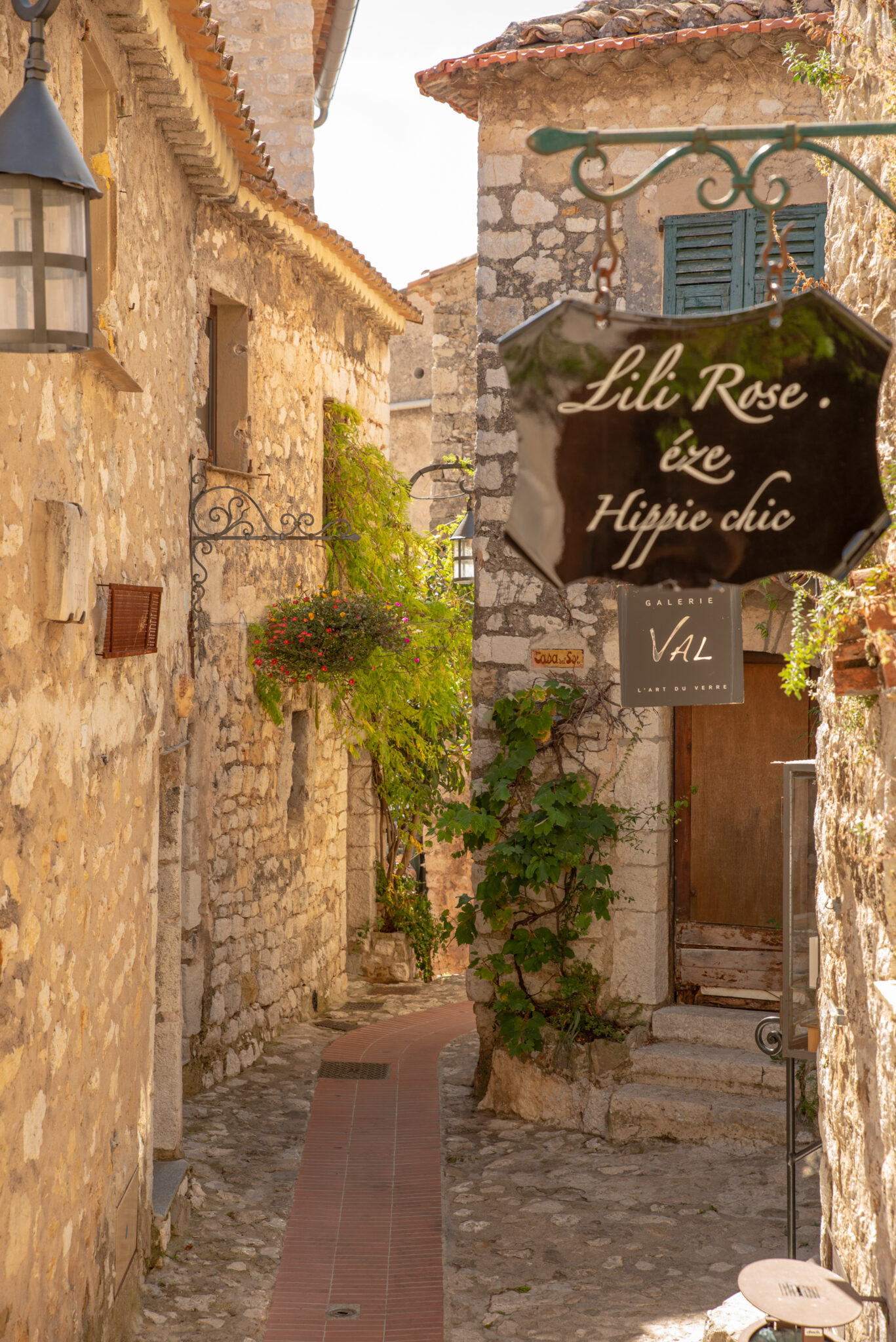 Most Beautiful Medieval Towns in France - Le Long Weekend