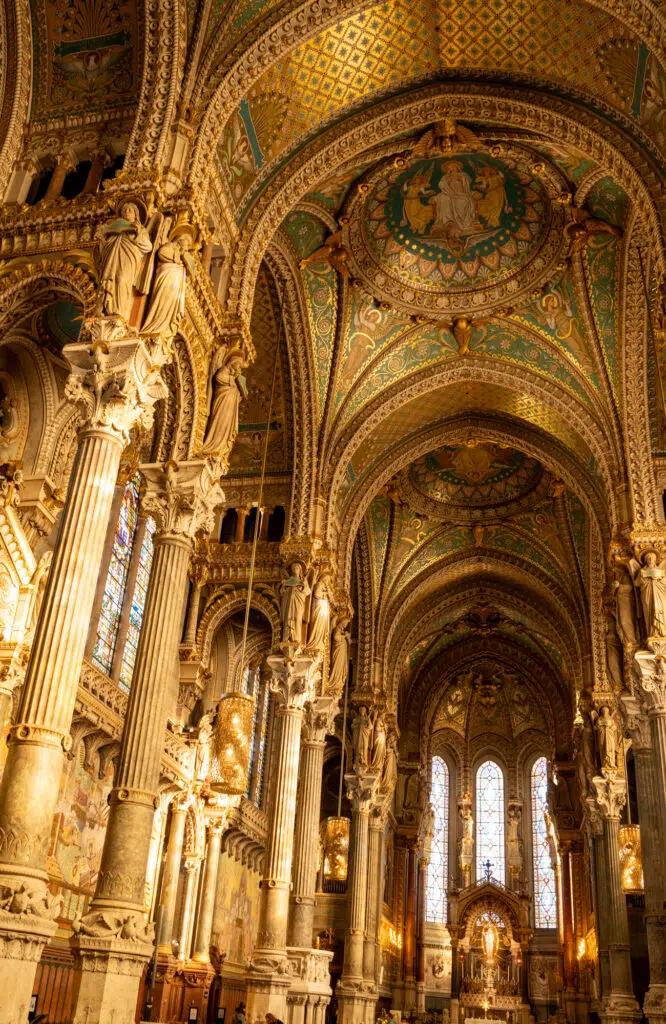 Lyon in Winter (Best Things to do & See!) - Le Long Weekend