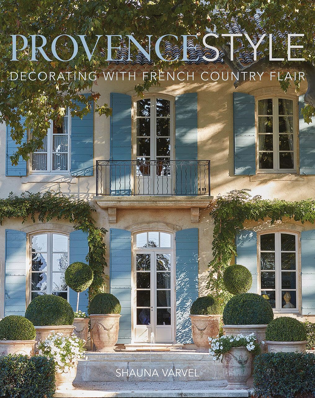 Must-Read Books About Provence (& Beautiful Provence Coffee Table Books)