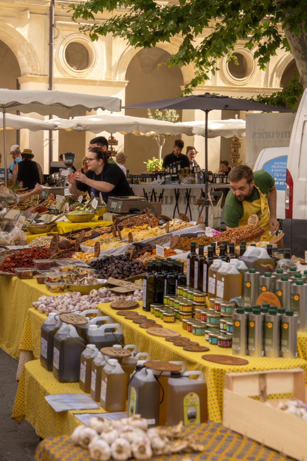 Guide to Market Days in Provence | Where to Go and What to Buy - Le ...